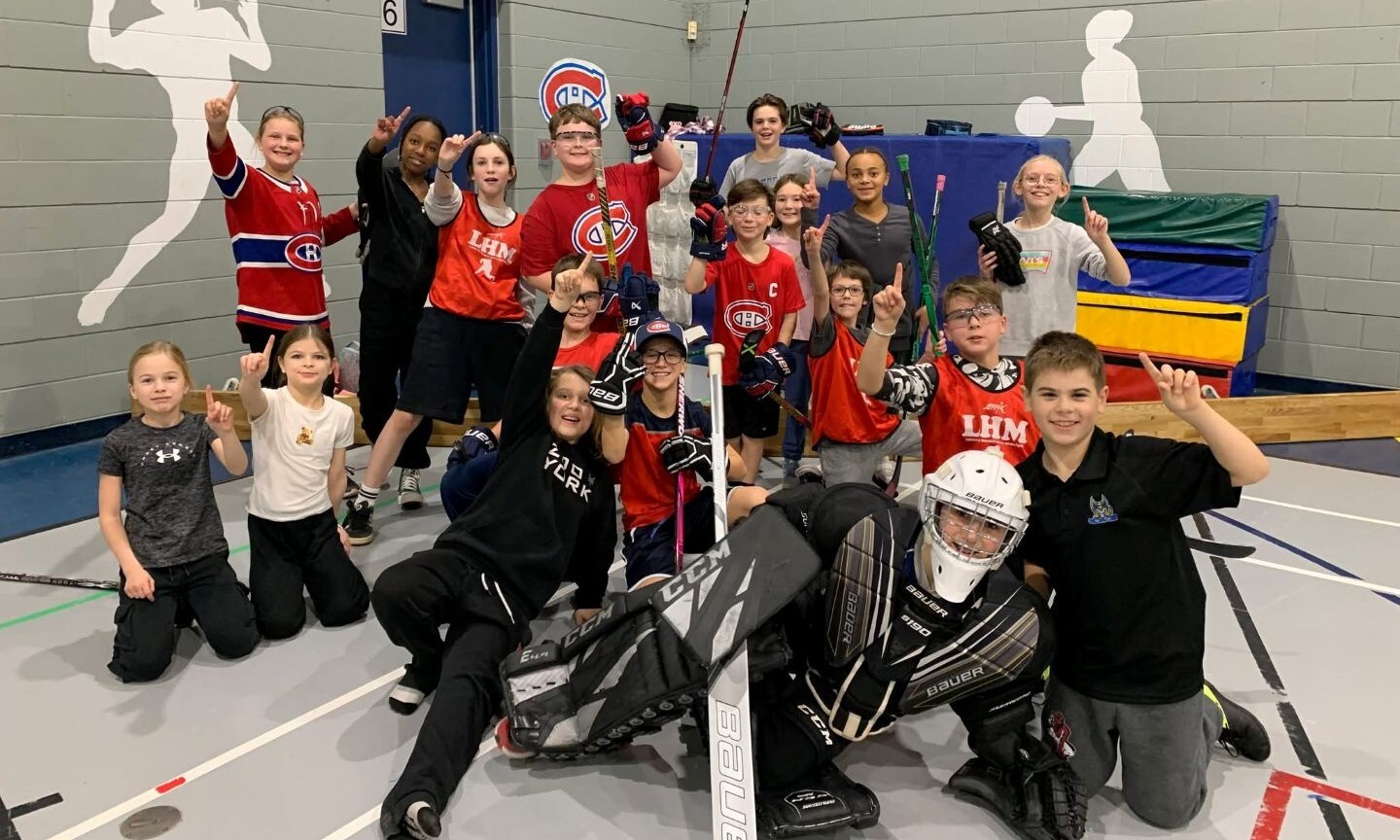 Quand le hockey unit toute une école | 100°