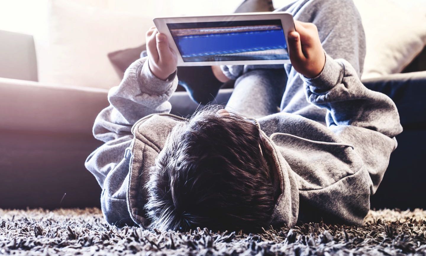 Temps-écran des adolescents: nouvelle étude | 100˚